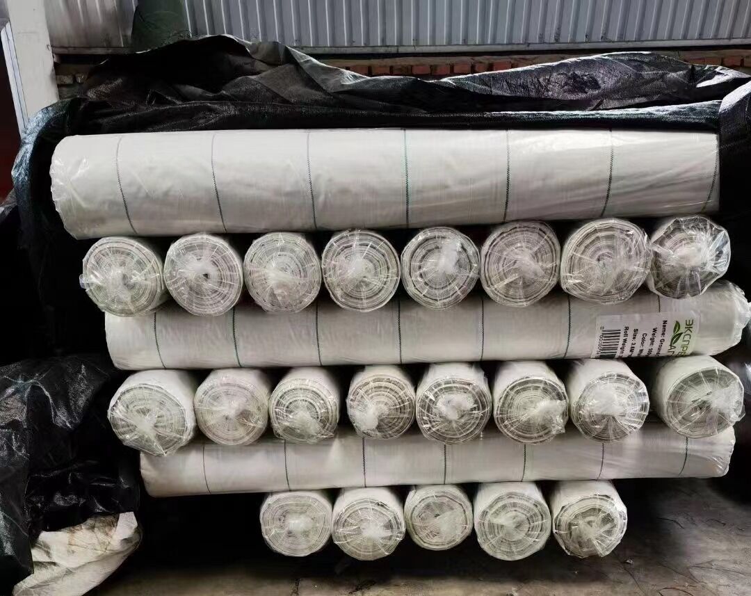 Weed mat can be well used in plant landscape field | Weed Barrier ...